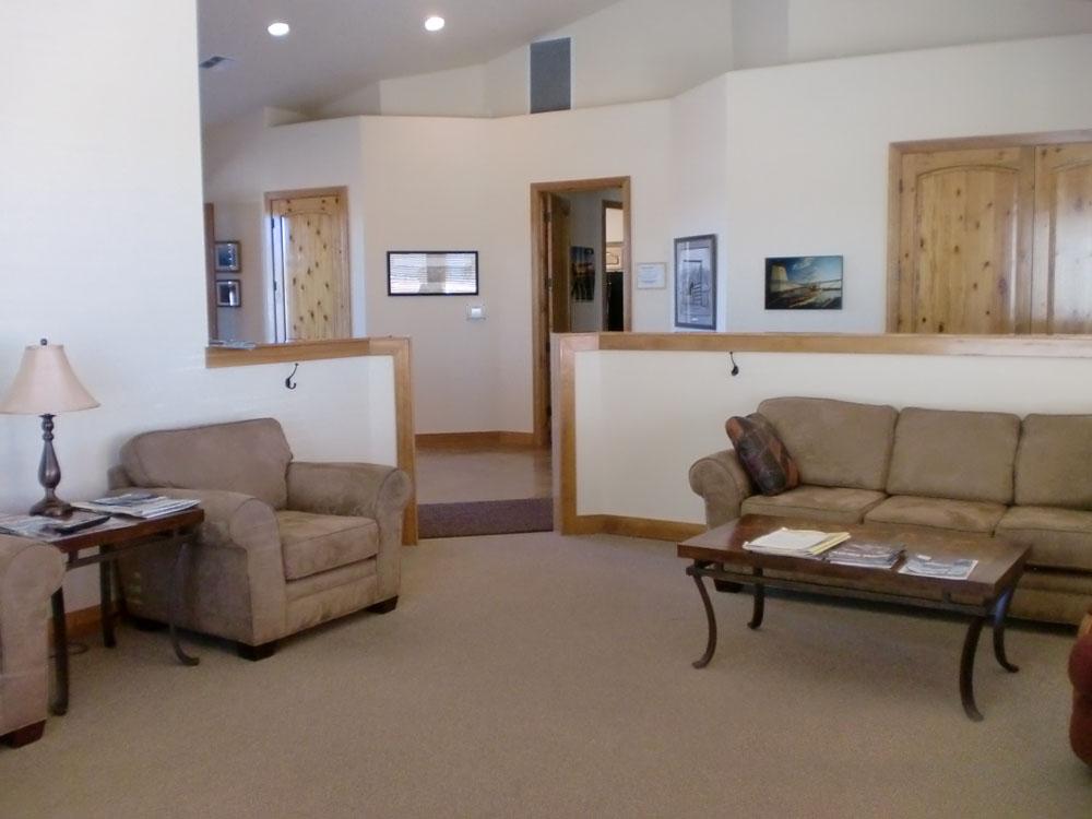 Lobby & Amenities | City of Prineville Oregon